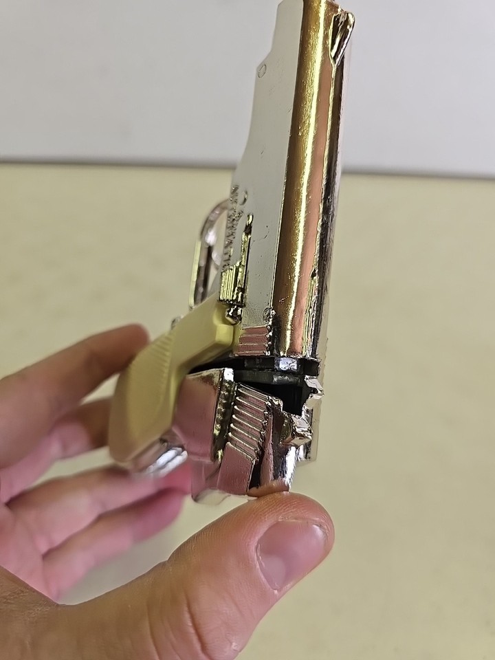 Vintage BCM Co Derby England The Outlaw Automatic Presentation Cap Gun ...