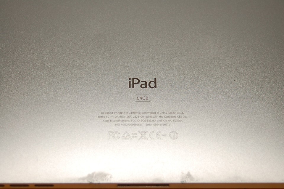 Apple iPad 64GB Model A1337 WiFi 1st Generation Silver For Parts or ...