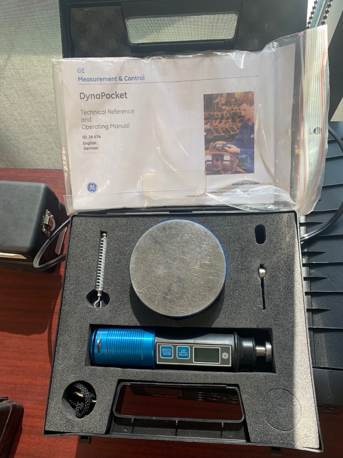 GE DYNAPOCKET HARDNESS TESTER WITH CALIBRATION BLOCK | eBay