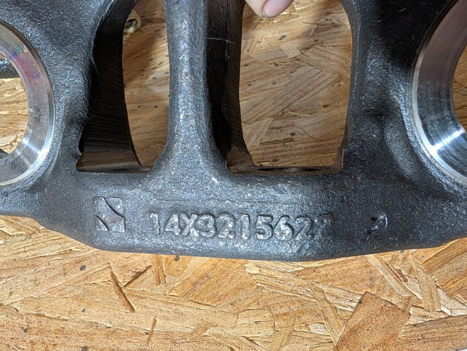 New OEM Komatsu Genuine Parts Link 14X-32-15612 Fits KOMATSU D65PXI-18 ...