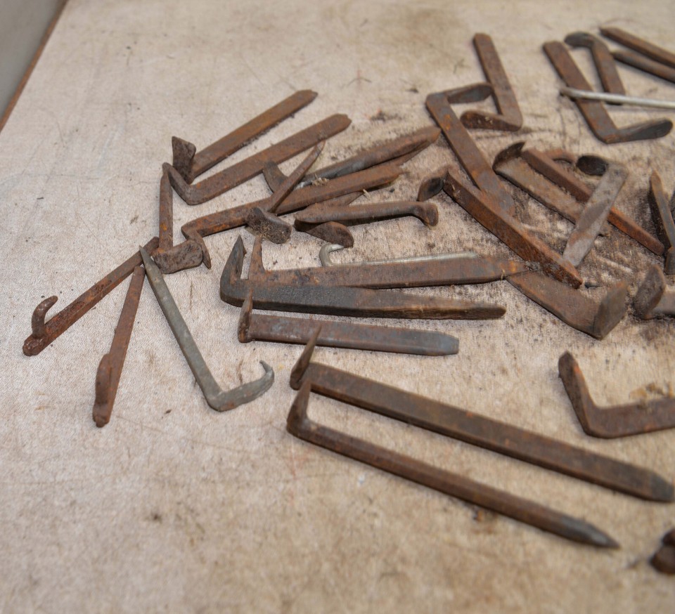 25+ antique log dogs logging rafting railroad nail hook spikes ...