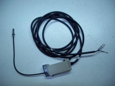 OMRON E3X-A41 PHOTOELECTRIC SENSOR 10-30VDC PNP NEW!! | eBay