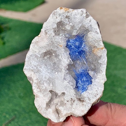 161G Rare Moroccan blue magnesite and quartz crystal coexisting ...