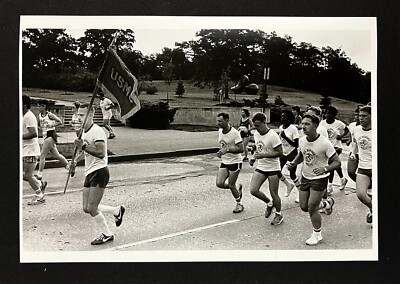1983 USMC Marines Training Running By Marathon Race Flag Vintage Press ...