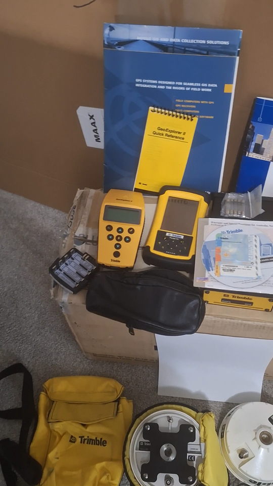 LARGE LOT OF TRIMBLE EQUIPEMENT-SEE PIC-VIDEO AND DISCRIPTION-UNABLE TO ...