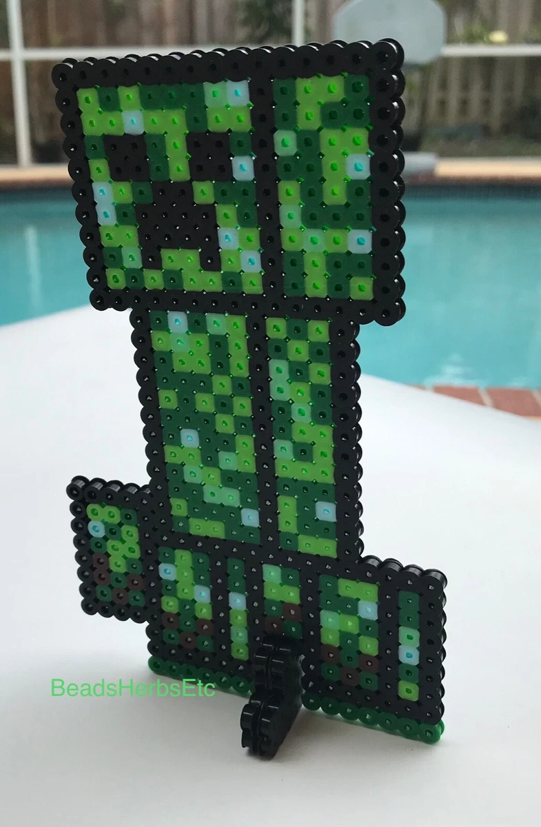 Beetlejuice Lydia Sandworm From Saturn Edible Cake Topper