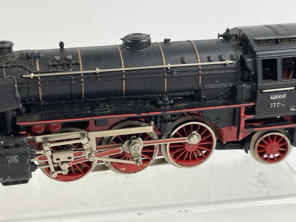 Vintage Original HO scale European Marklin Locomotive 23401 , Used With ...