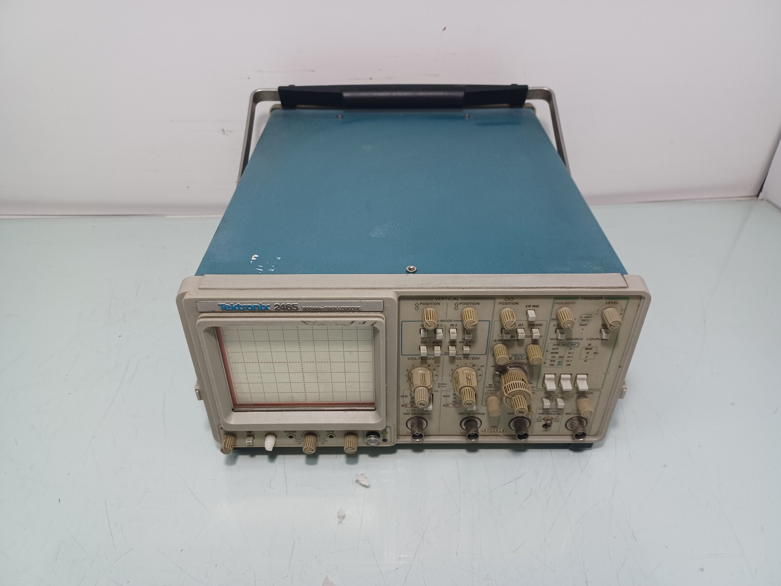 Tektronix 2465 Oscilloscope 300 MHz - Amplitude Out of Spec *AS-IS* | eBay