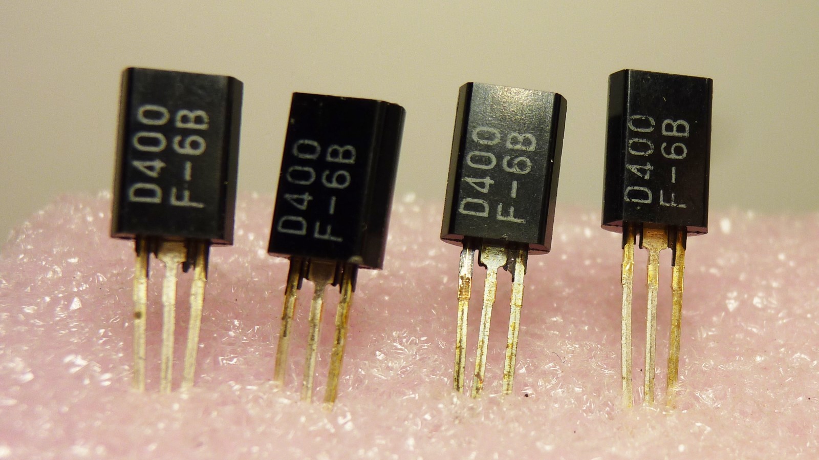 2SD400 / TRANSISTOR / 4 PIECES (QZTY) | eBay