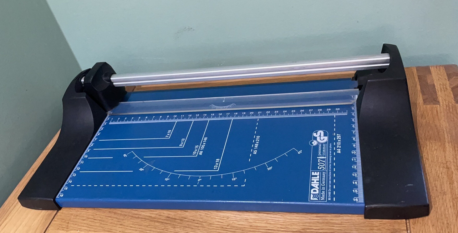Dahle 507 A4 Personal Paper Trimmer Guillotine 320mm Cutting Slicer ...