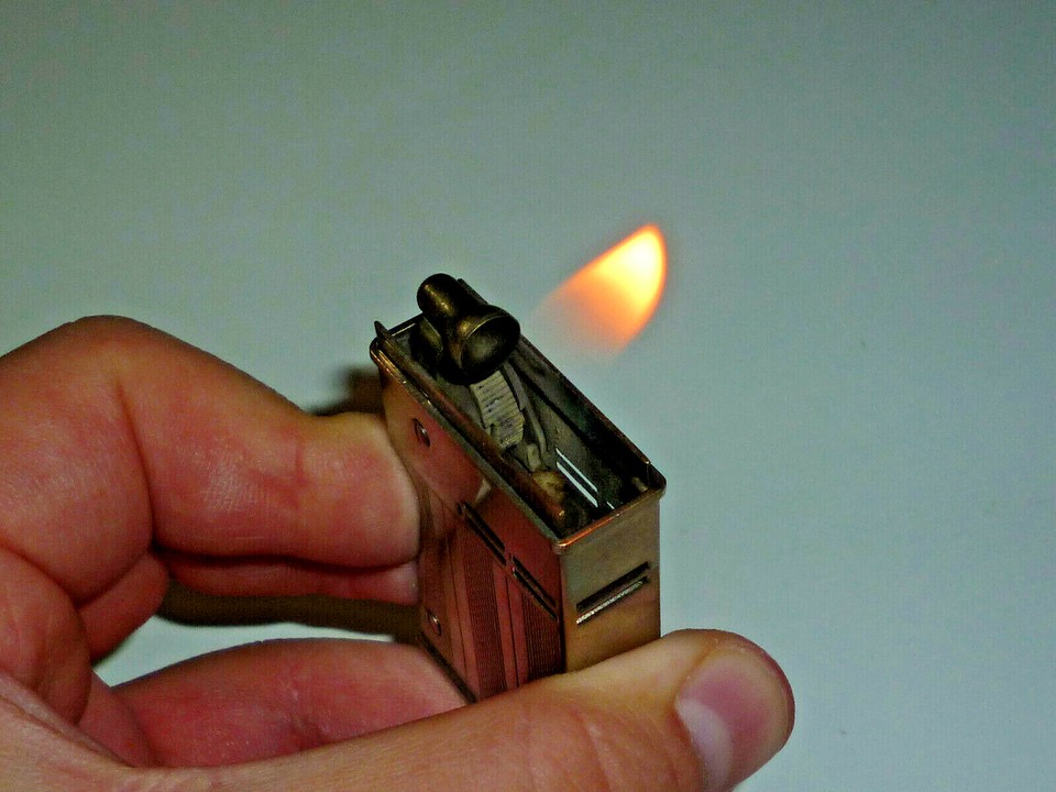 Magic (Charles Bernhardt) Squeeze Trigger Lighter - Pat. 147203 ...