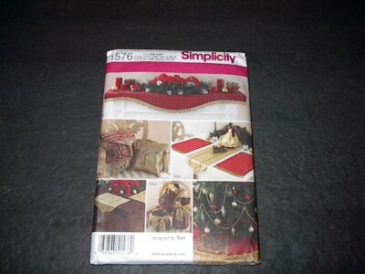 Simplicity Pattern 1576 Christmas Accessories: Pillow, Placemats, Table ...