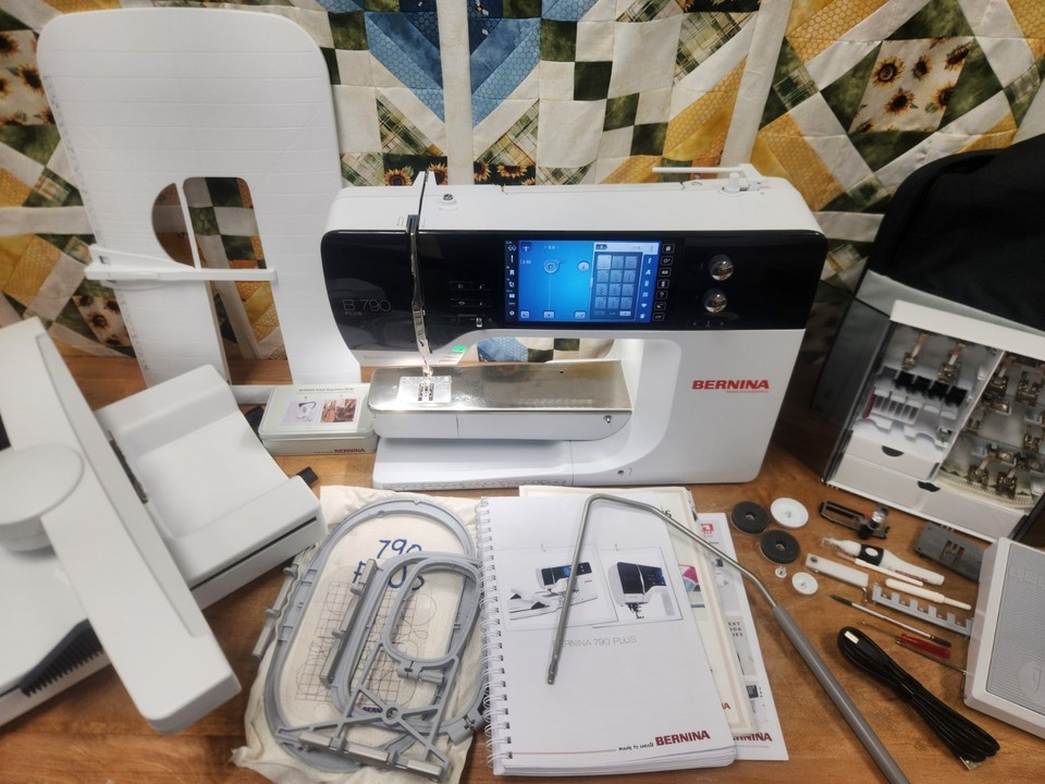 Bernina B 790 Plus Sew/Quilt/Embroidery Machine! Professionally ...