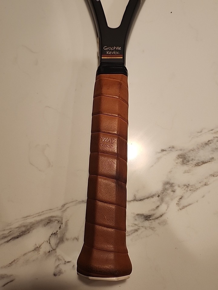 Wilson Pro Staff PWS Graphite Made With Kevlar Midsize Tennis Racquet 4 ...