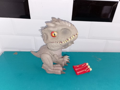 Figurine jurassic world mattel 2020 dino baby indominus rex feeding ...