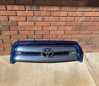 2004-2006 Toyota Tundra Upper Grille Blue Chrome 53100-0C120 V8 114D | eBay