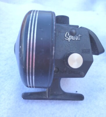 Spinning Reels - Vintage Johnson