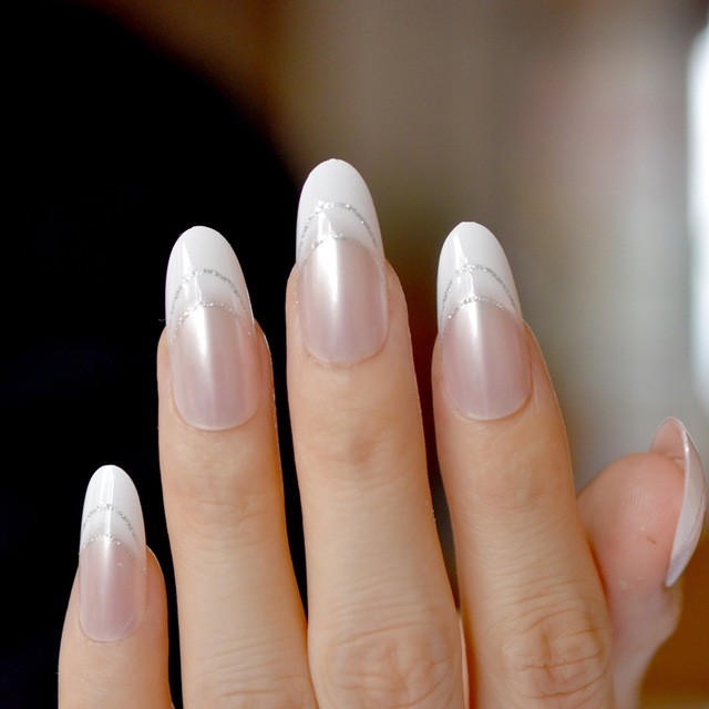 False FAKE Mirror Silver Nails STILETTO Point Metallic Acrylic Nail ...