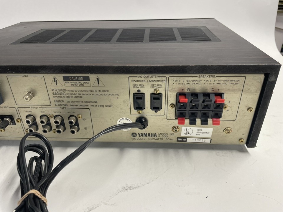Yamaha R-300 Natural Sound Stereo Receiver Black/Wood Cabinet TESTED ...