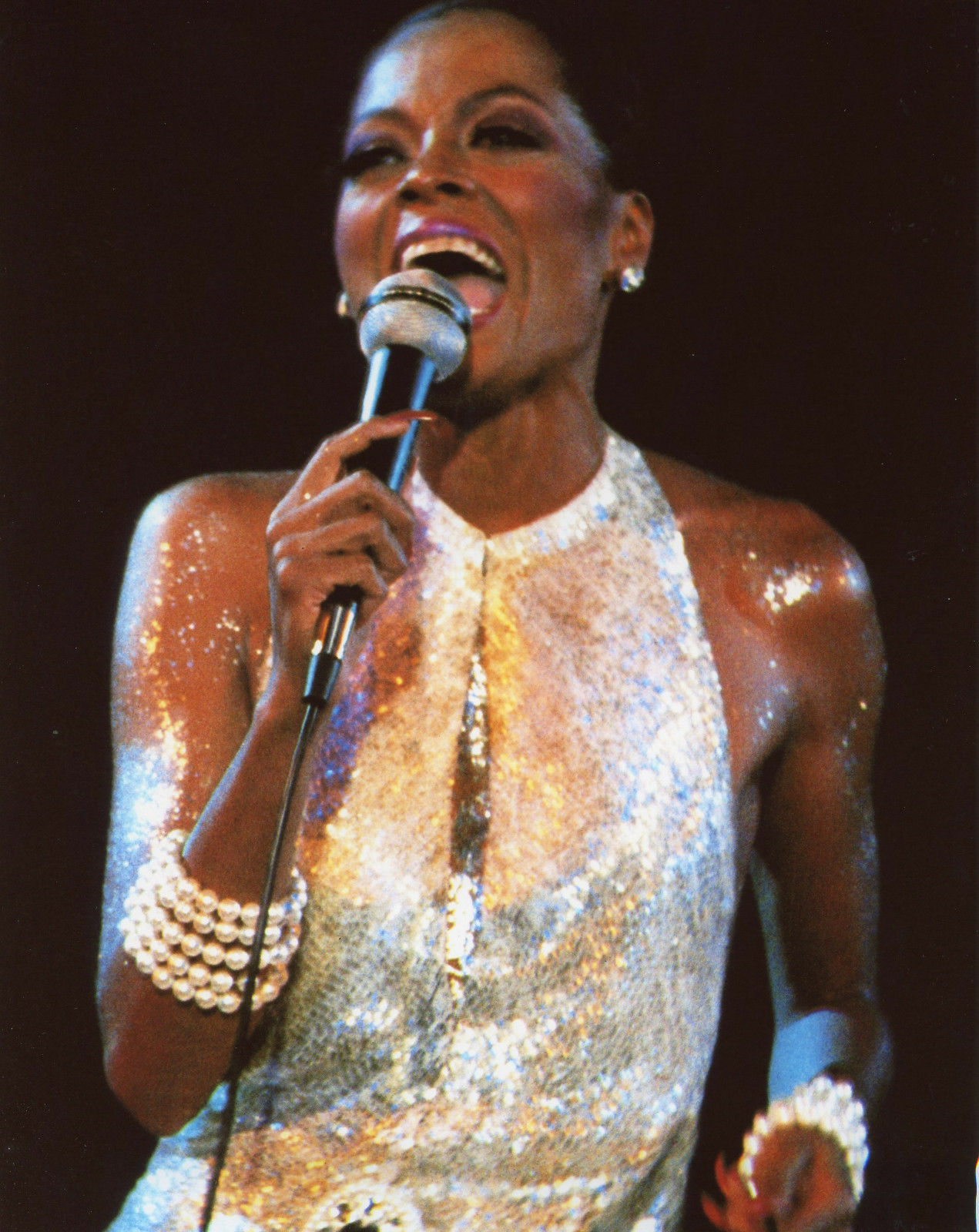Diana Ross Singing 8x10 Picture Celebrity Print | eBay