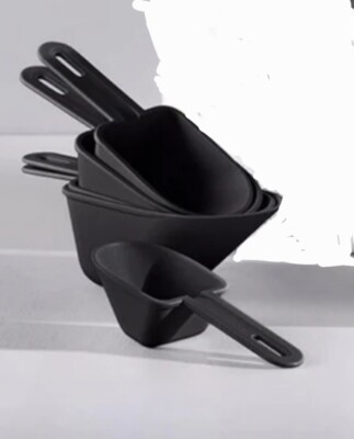 Tupperware Scoops Measure Scoop Set Jet Black Set of 5 Measuring Mates ...