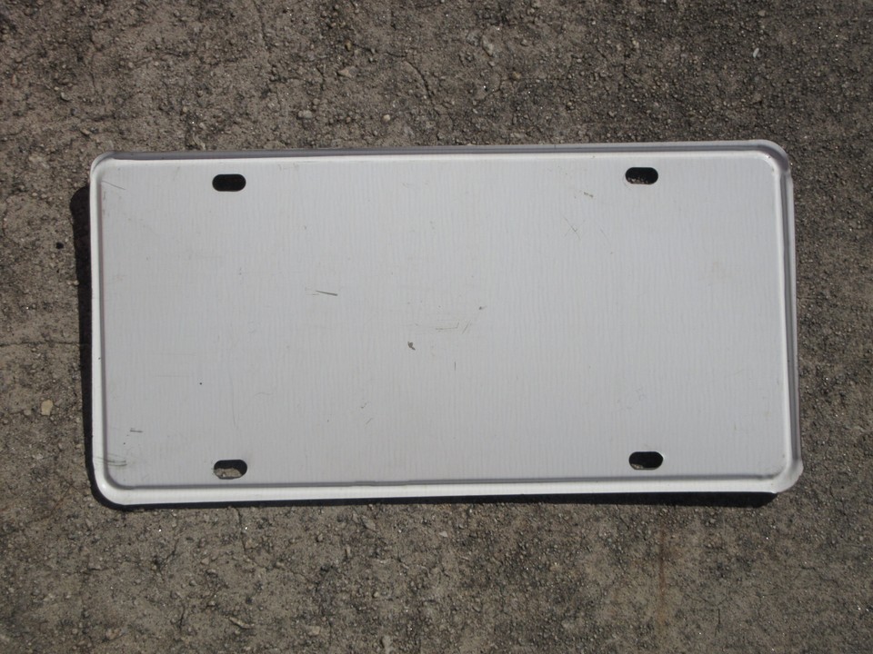 1970s RCA Victor Dog Booster License Plate Gramophone Record MADE OF ...