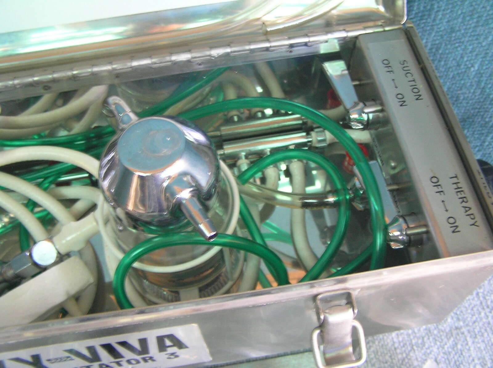 CIG OxyViva-3 Resuscitator with SUCTION Oxy-Viva 3 First Aid Emergency ...