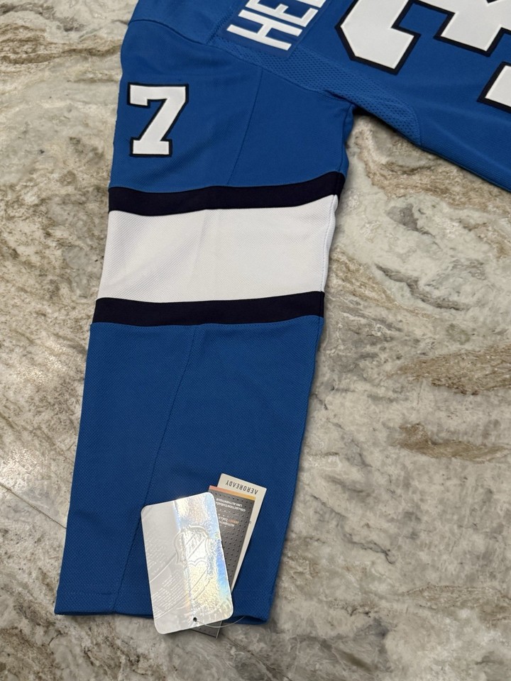 Connor Hellebuyck Autographed Signed Authentic Jersey Winn Jets ...