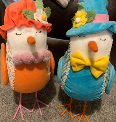 17” Lot of 2 Spring Birds Blue Hat And Orange Bird Hat Table Top Decor ...