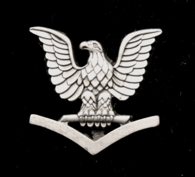 3RD CLASS PETTY OFFICER PO3 LAPEL HAT COLLAR PIN UP US NAVY E4 LT ...