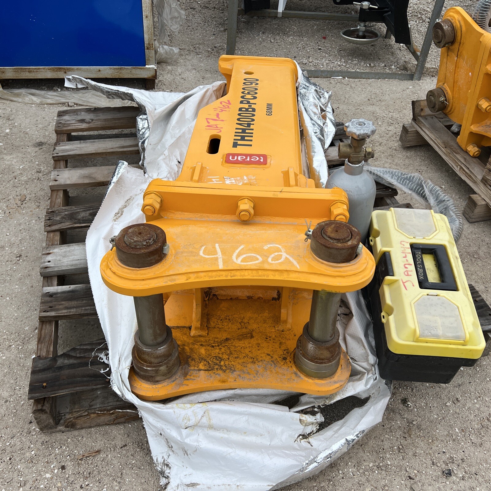 Komatsu PC60 PC90 Excavator Hammer concrete breaker 50 mm pins PC65 ...