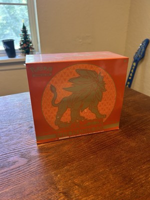 Pokemon TCG Sun & Moon ETB Elite Trainer Box Solgaleo Base Set Factory ...