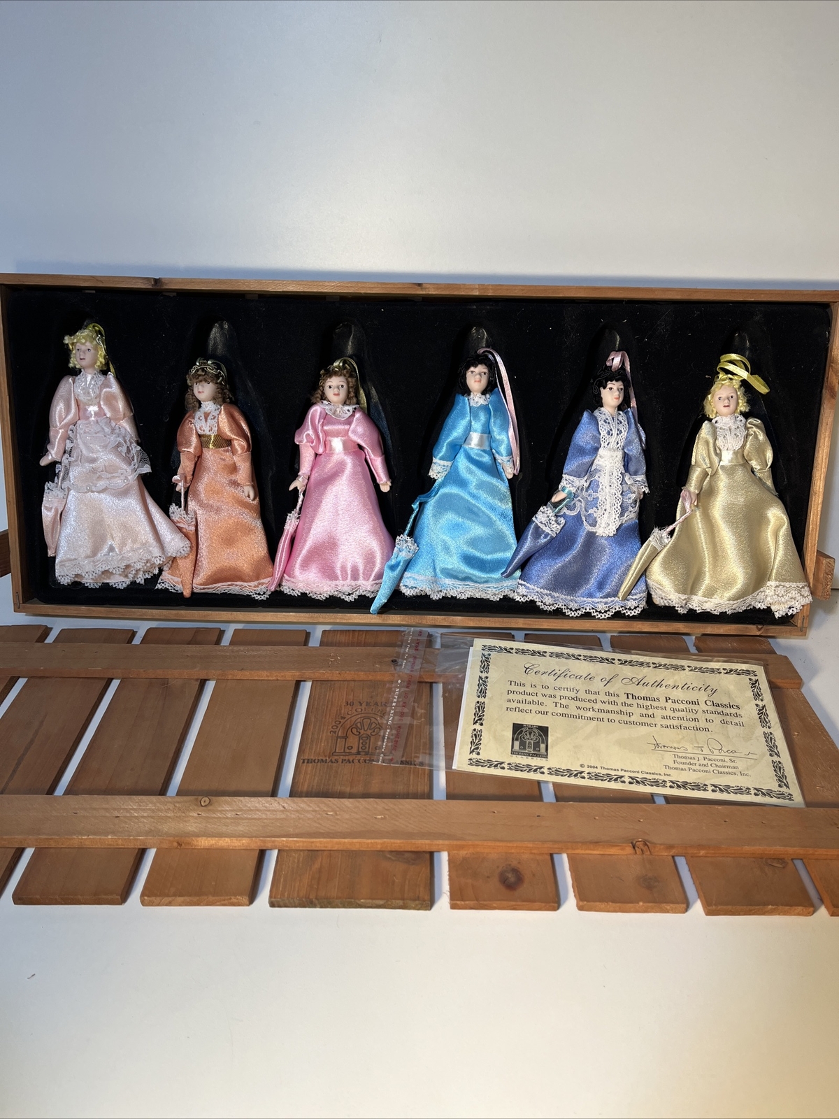 THOMAS PACCONI CLASSICS 2004 Collection 6 Doll Christmas Ornament Set w ...