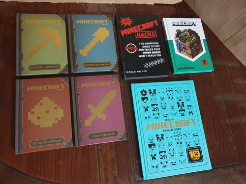 7x Bulk Lot MINECRAFT Complete Set Minecraft Handbooks ANNUAL HACKS Etc ...