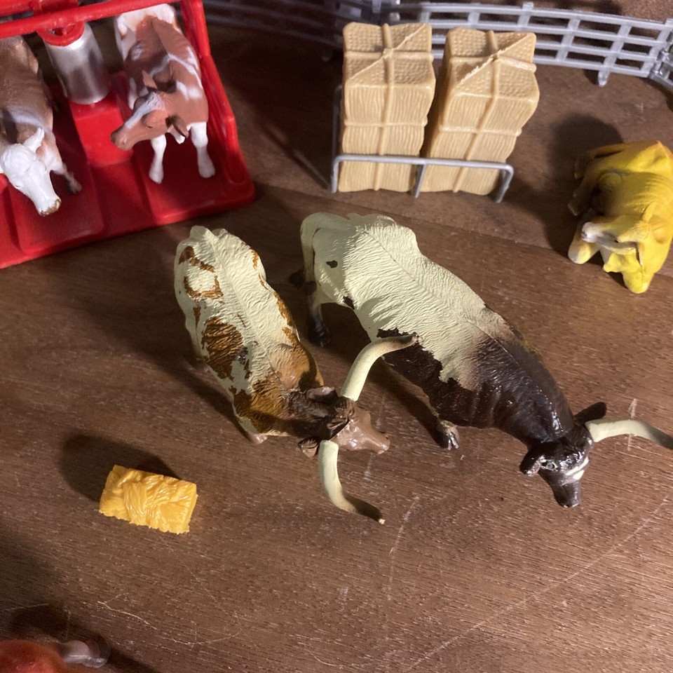ERTL Red Barn W/ Animals Fence | eBay
