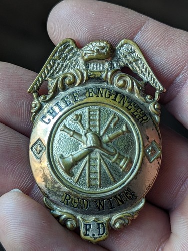 ***RARE*** Obsolete Fire Department Chief Engineer Badge Red Wing ...