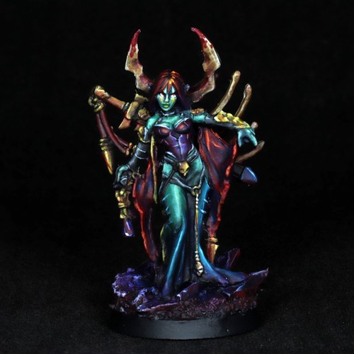 Painted Reaper D&D Miniature Ghoul Queen Female Drow Priestess ...
