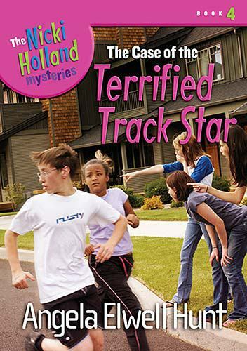 The Case of the Terrified Track Star by Hunt, Angela Elwell ...
