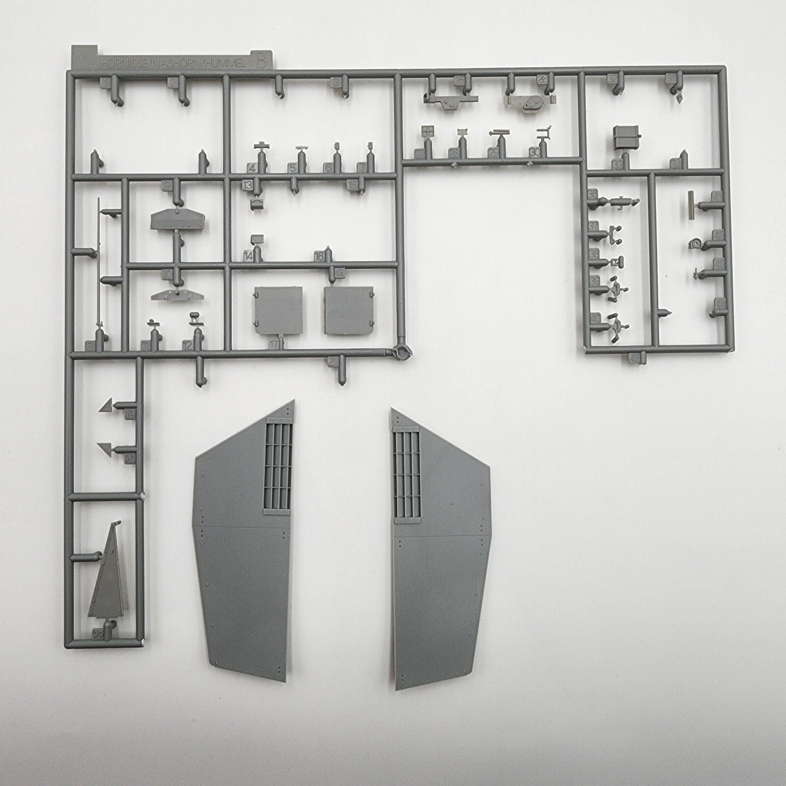 Dragon 1/35 Sd.Kfz. 164 Nashorn 6166 Parts Kit Bash B Sprue Tree ...