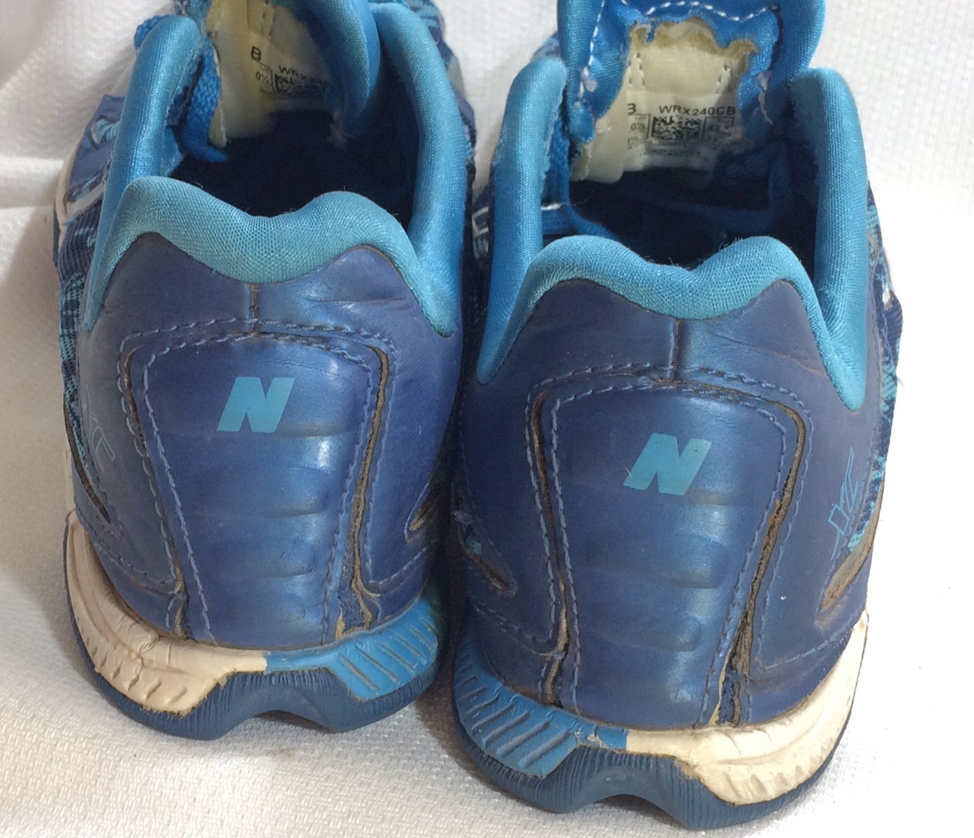 New Balance 240 Womens 10 M Blue Silver Hibiscus Track Field Floral ...