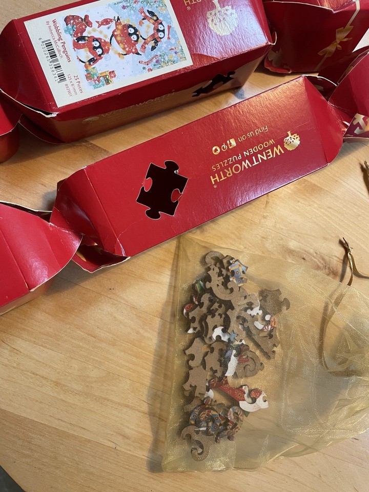 Two Mini Wentworth Christmas Puzzles In Crackers 25 and 36 Pieces | eBay UK