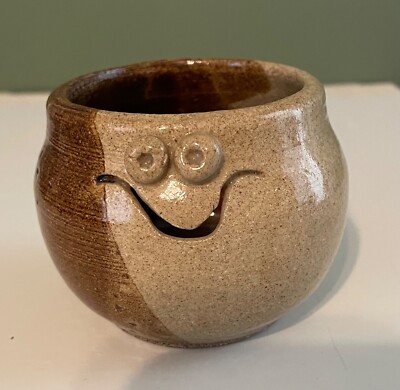 Stoneware smiling face egg separator. 3.5” x 2.5” excellent condition ...