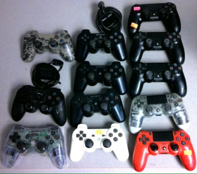 Lot of 12 Sony PlayStation controllers - for replacement parts 5x ps4 ...