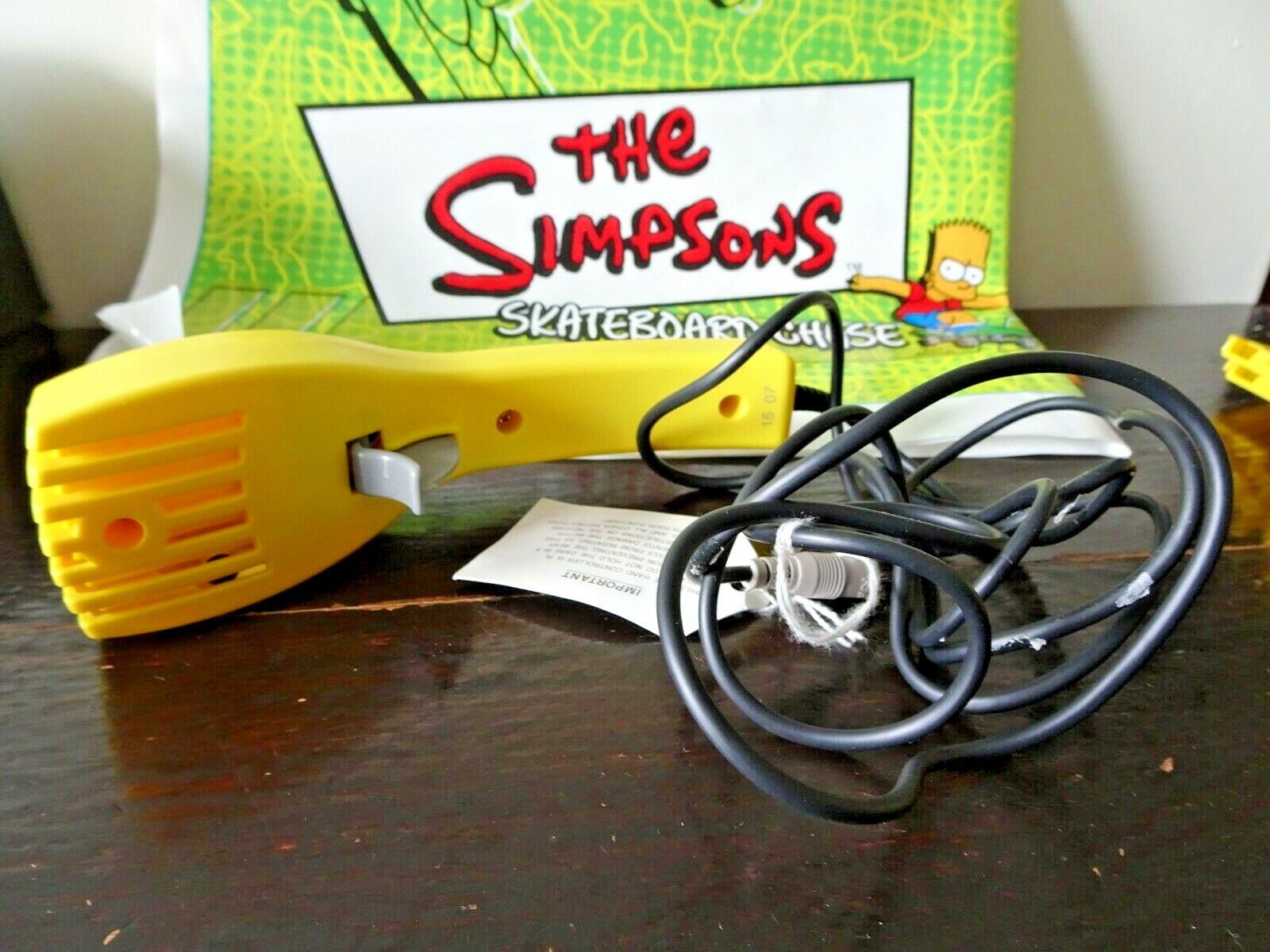 Scalextric Simpsons Skateboard Chase Micro Slot Racing Set G1017 for ...