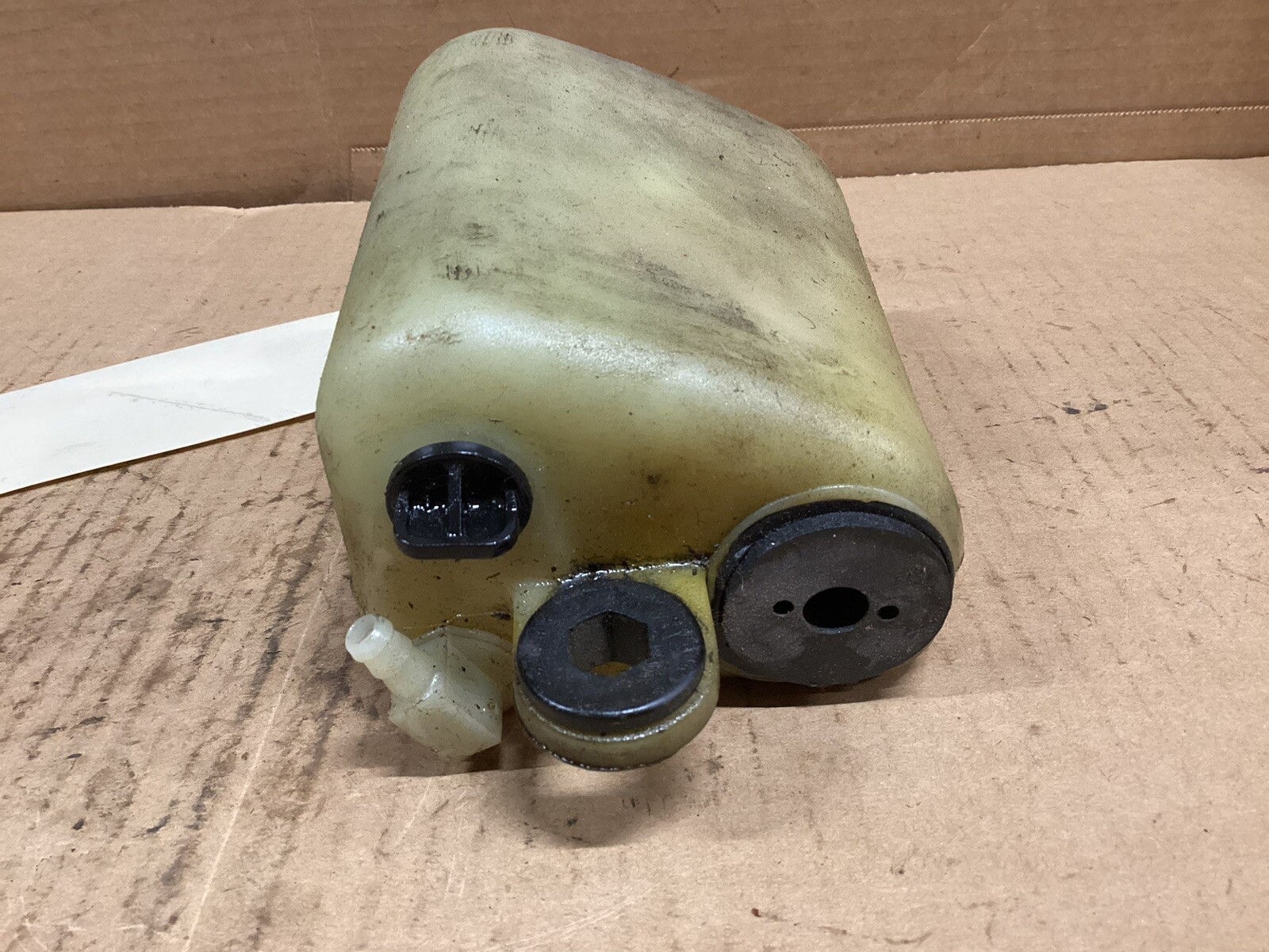 2003 Mercury Optimax OUTBOARD 200 HP Oil Tank 884525T1 for sale online ...