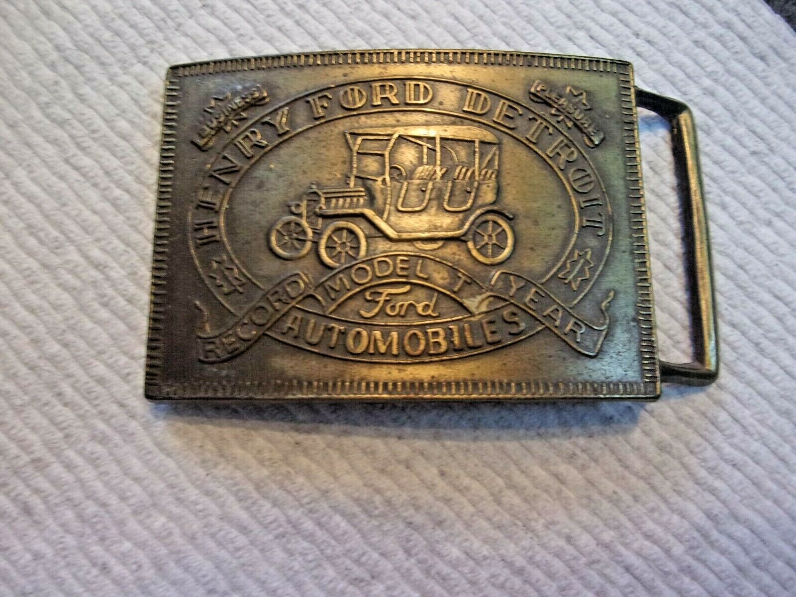 VINTAGE HENRY FORD MODEL T DETROIT BELT BUCKLE - Gem