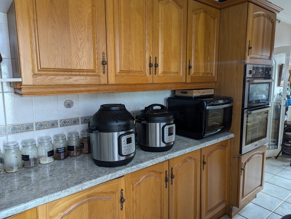 Farmhouse Original Solid Oak Kitchen (only cabinets: doors and - no ...