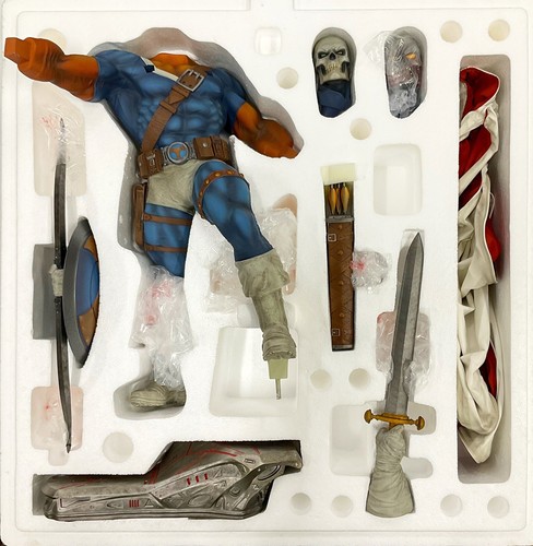 Sideshow Premium Format Taskmaster (Classic) Statue, 1/4 Scale ...