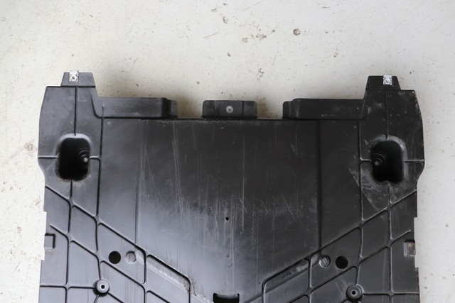 670009531 Protector Carter Maserati Ghibli III 3.0 D (250 Cv) 2013 ...