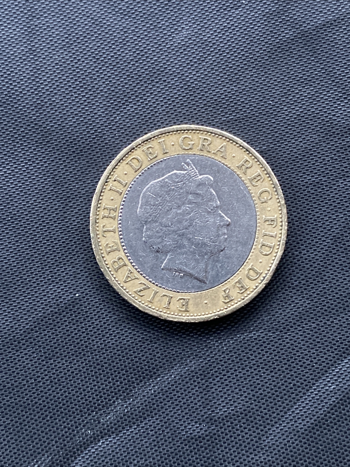 1999Queen Elizabeth £2 TWO POUND COIN STANDING ON THE SHOULDERS OF ...